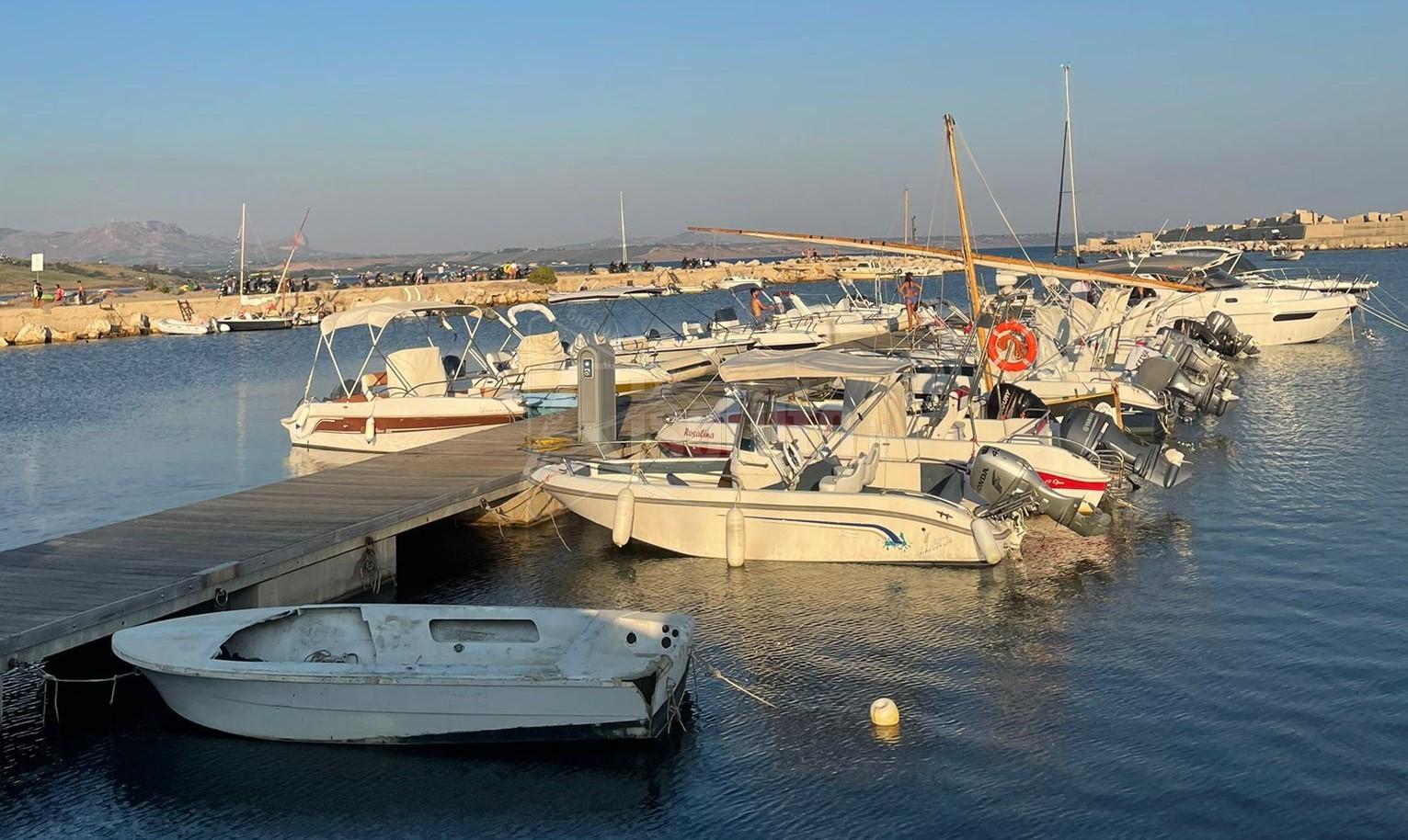 Rimozione rifiuti e Posidonia da Porto Palo: finanziamento - Risoluto