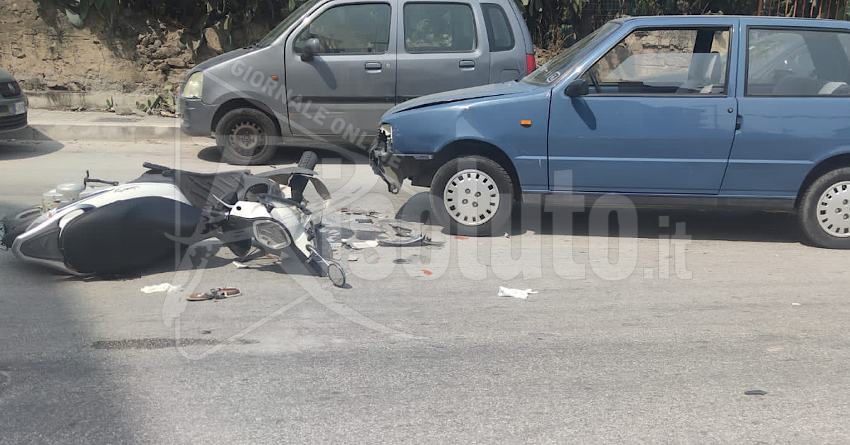 Incidente tra scooter e auto in corso Miraglia a Sciacca - Risoluto