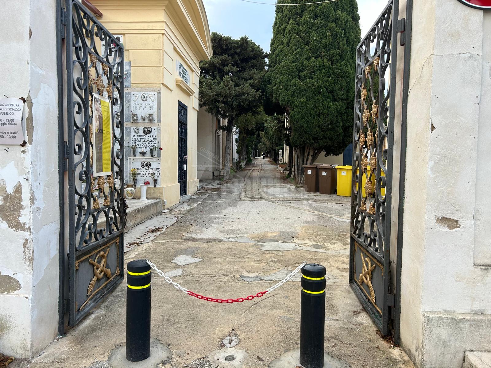 Arriva l'asfalto per il nuovo ingresso del cimitero di Sciacca - Risoluto