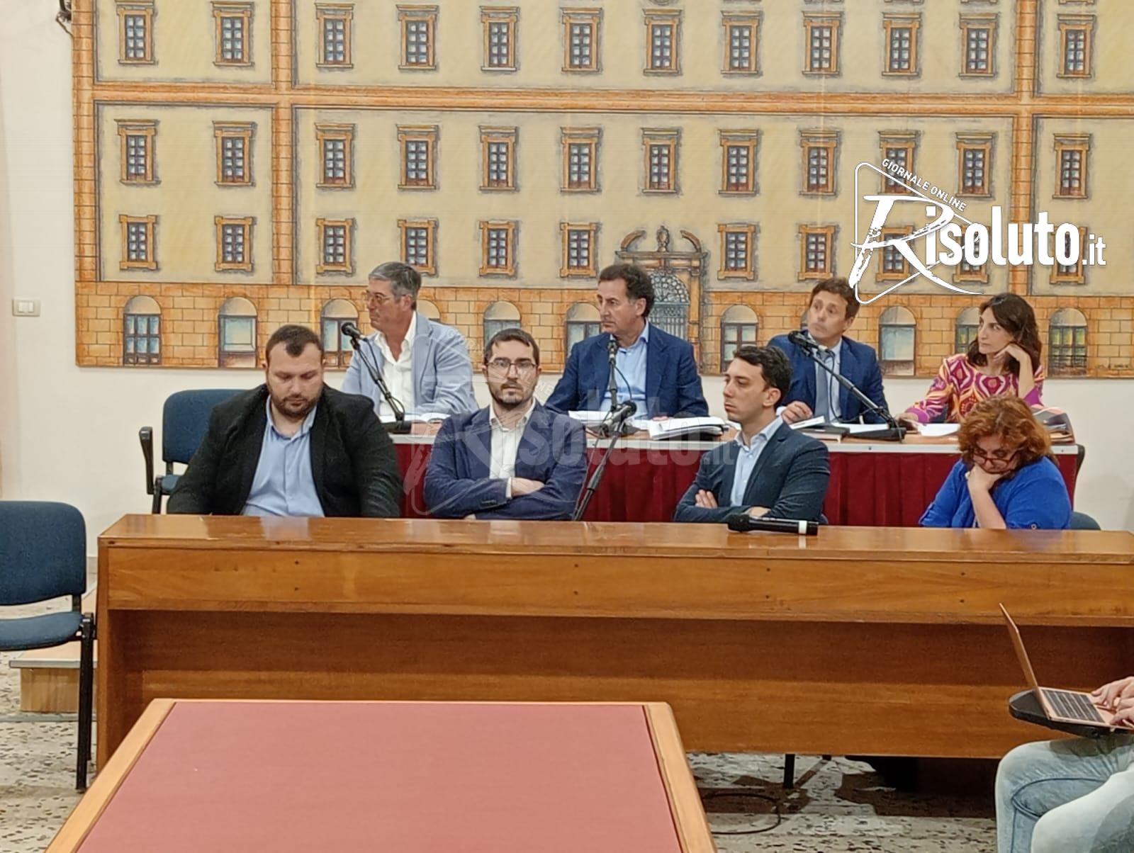 Consiglio Comunale Ztl Termine e Acqua Pubblica - Risoluto
